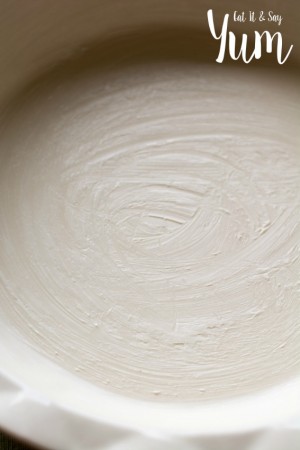 How to make a Meringue Pie Crust | Eat It & Say Yum